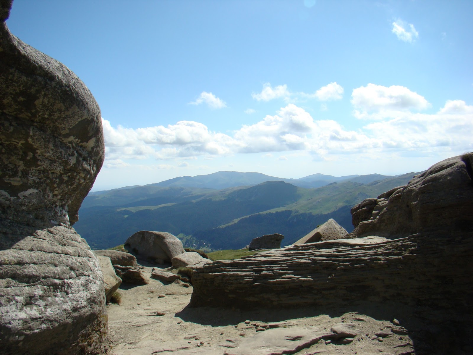 Haihui prin Lume : Muntii Bucegi-Sfinxul-2216m