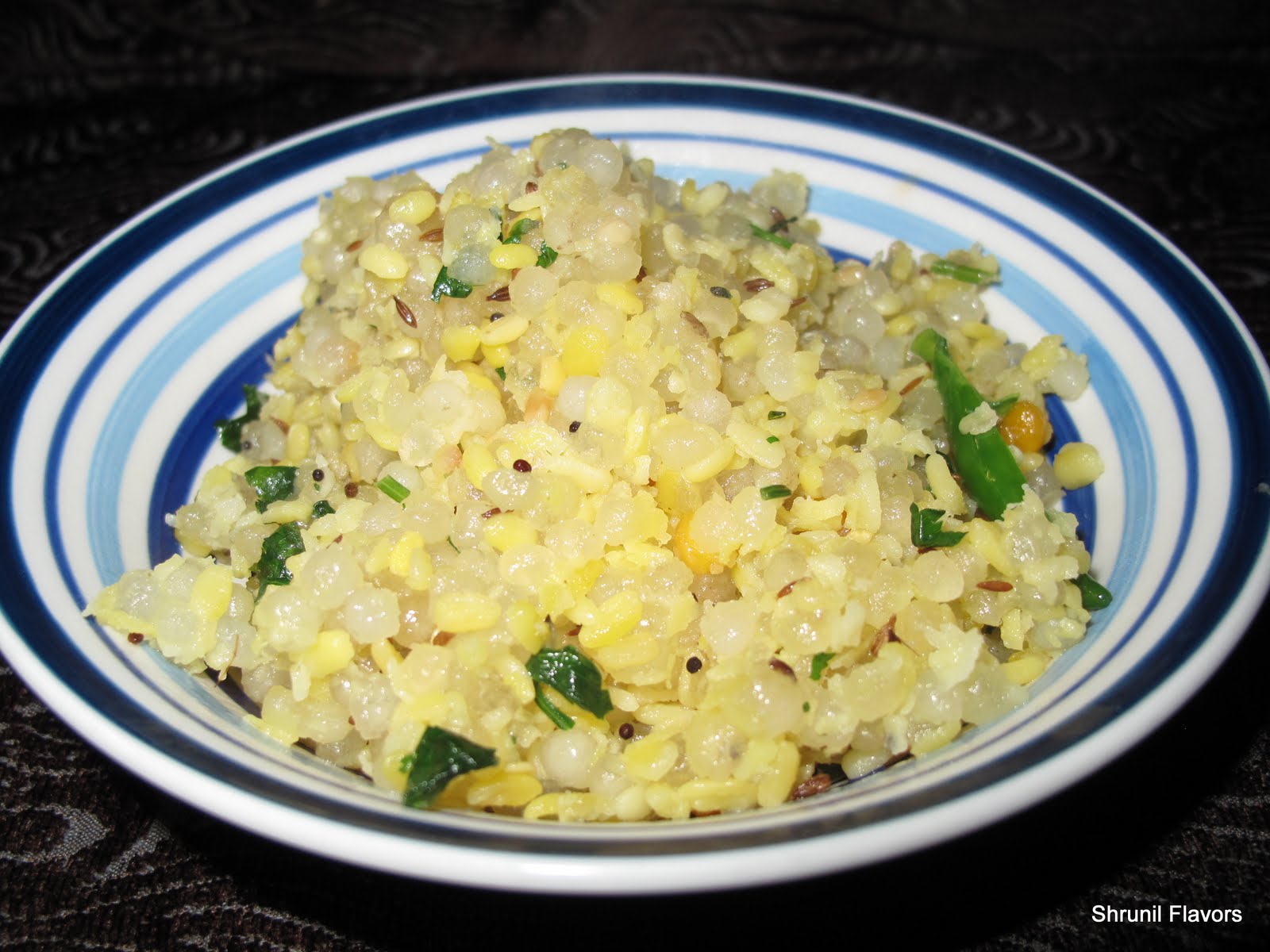 SHRUNIL FLAVORS: Sabudana upma/ Sabbakki Uppittu with Moon Dal