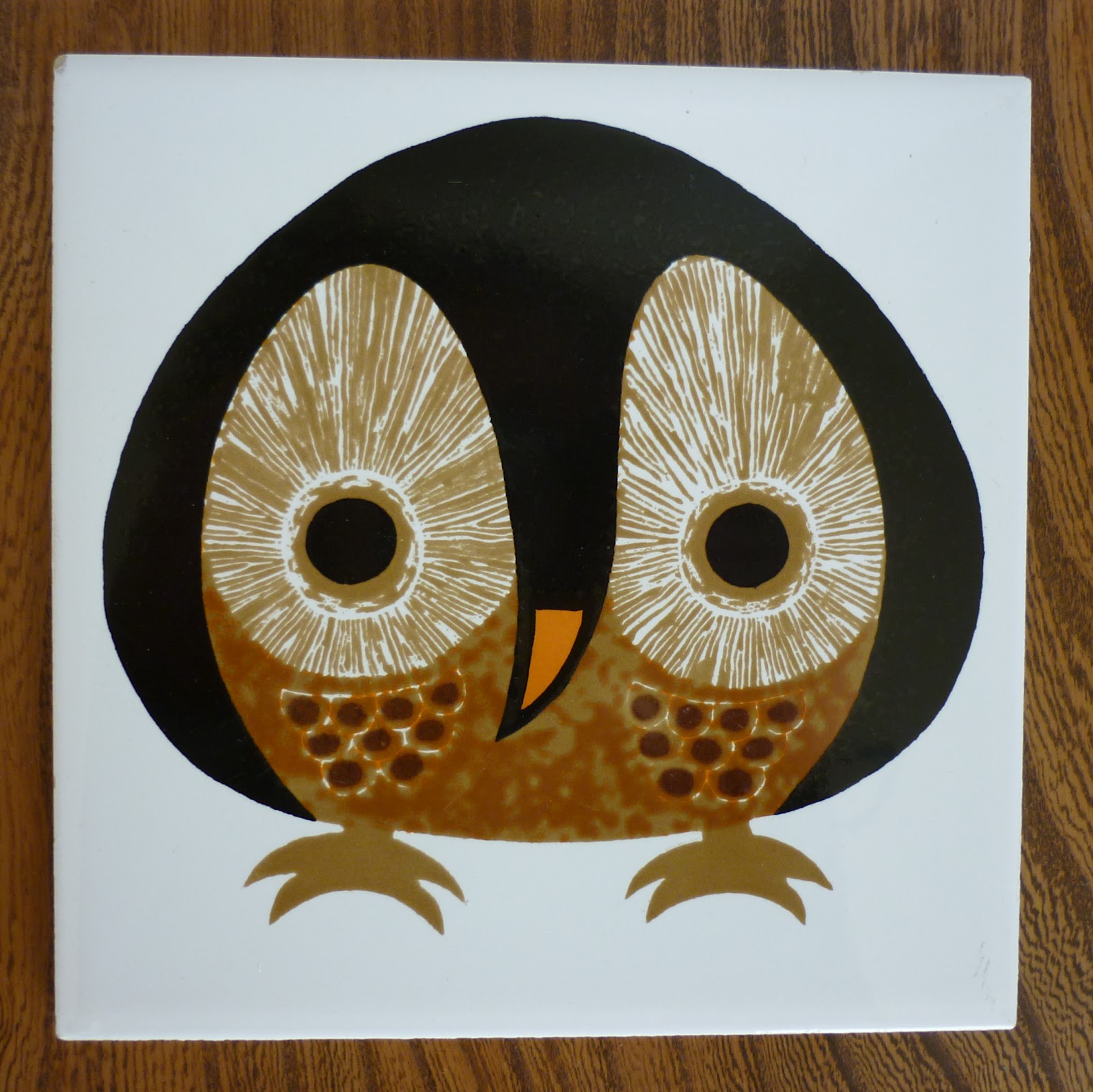 Ruby's Rooms: Kenneth Townsend owl tile