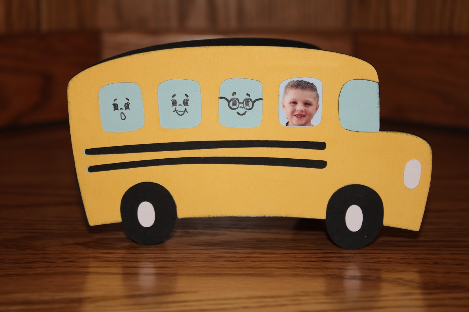 Crafting With Nana: School Bus Card