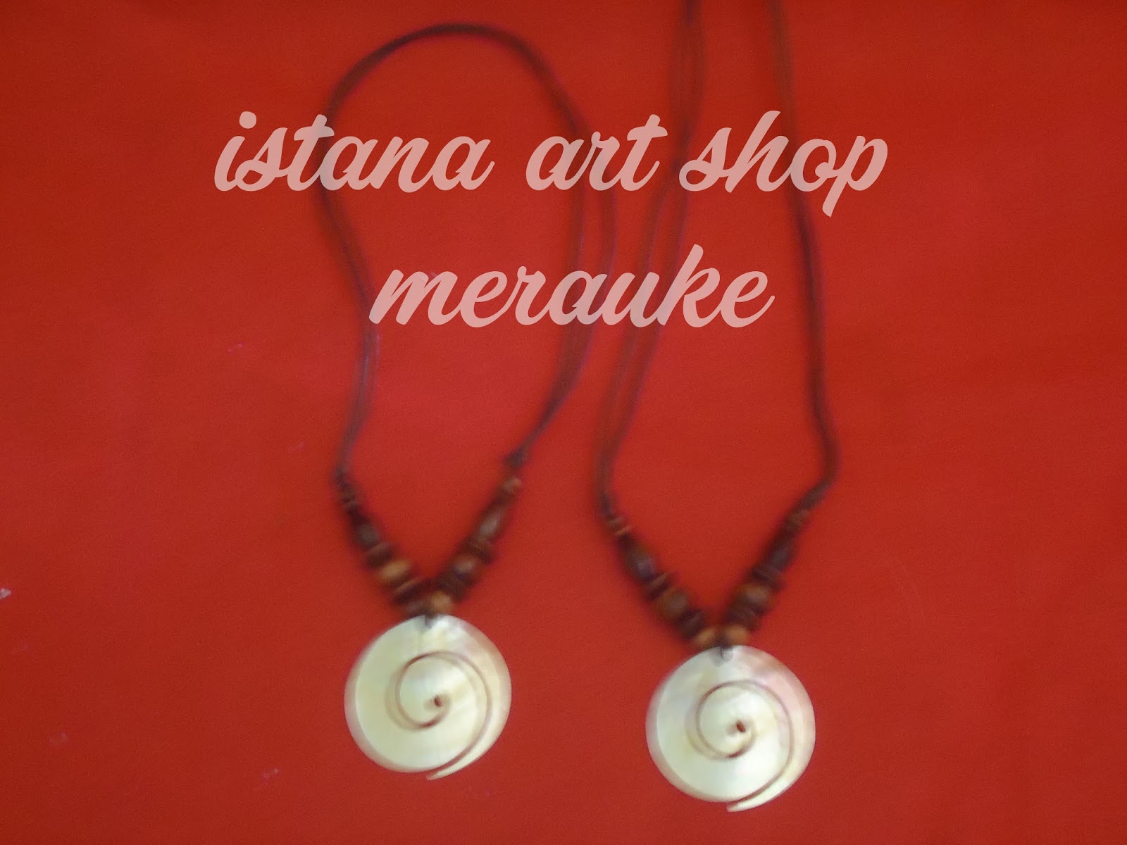 Kalung Papua, Kerajinan Tangan Asli Papua - Istana Art Shop Merauke