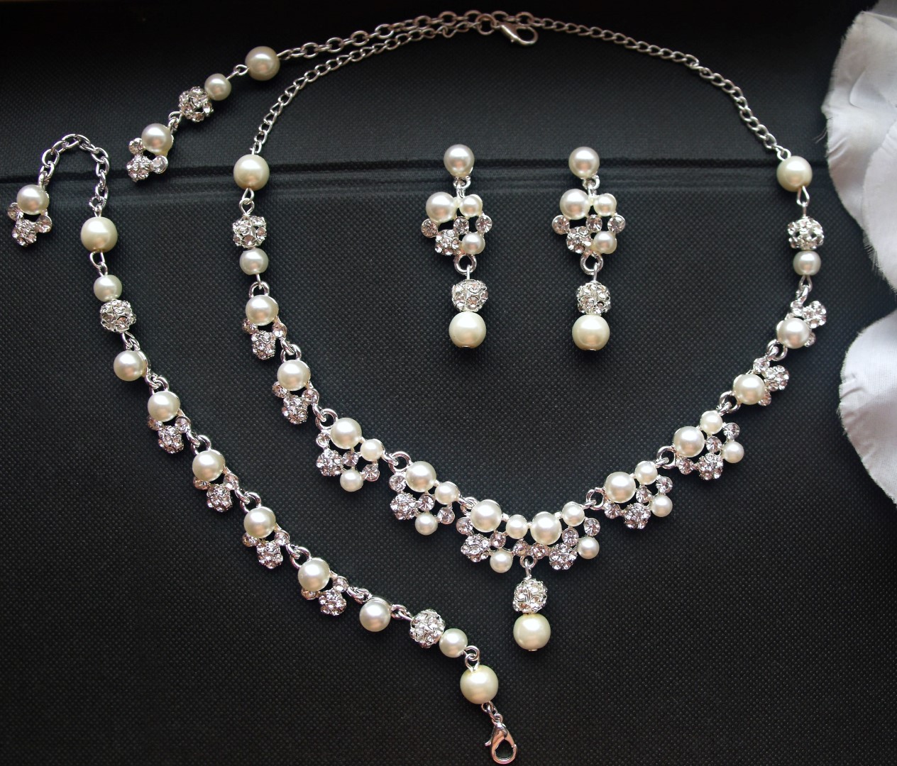 queenBEAD - bijuterii si accesorii pentru mirese : BIJUTERII NUNTA ...