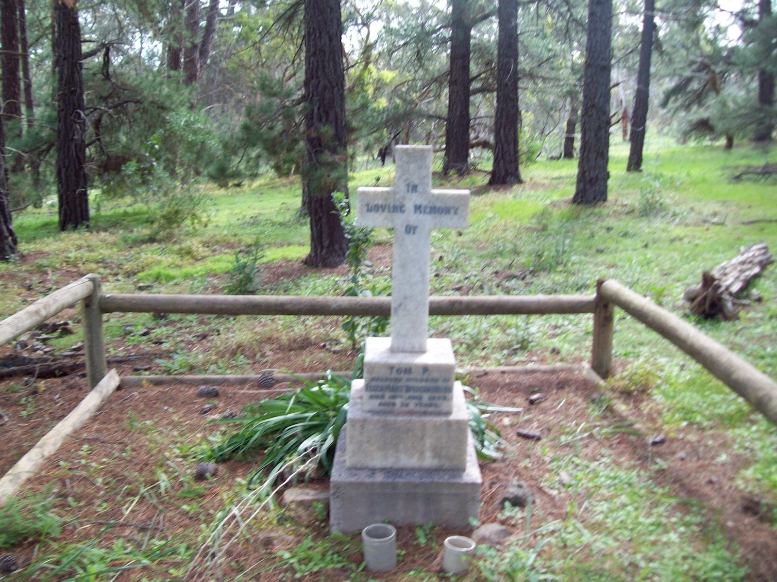 The Haunts Of Adelaide: History, Mystery and the Paranormal: Humbug ...