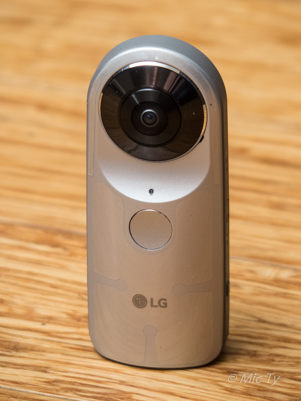 The most in-depth review of the LG 360 Cam R105: affordable and compact ...