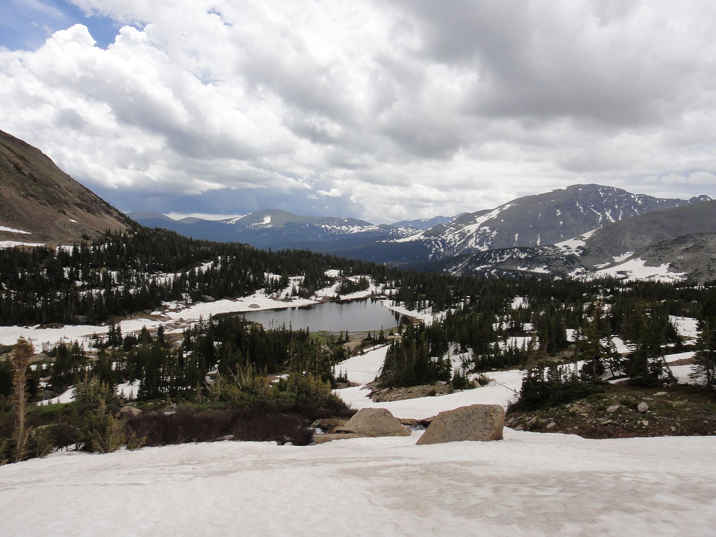 Hiking Rocky Mountain National Park: Lion Lakes and Snowbank Lake.