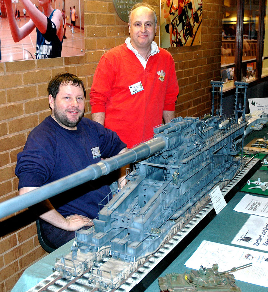 REMEMBER THE HUGE DORA RAILWAY GUN? HERE’S THE MAN WHO MADE THE MASSIVE ...