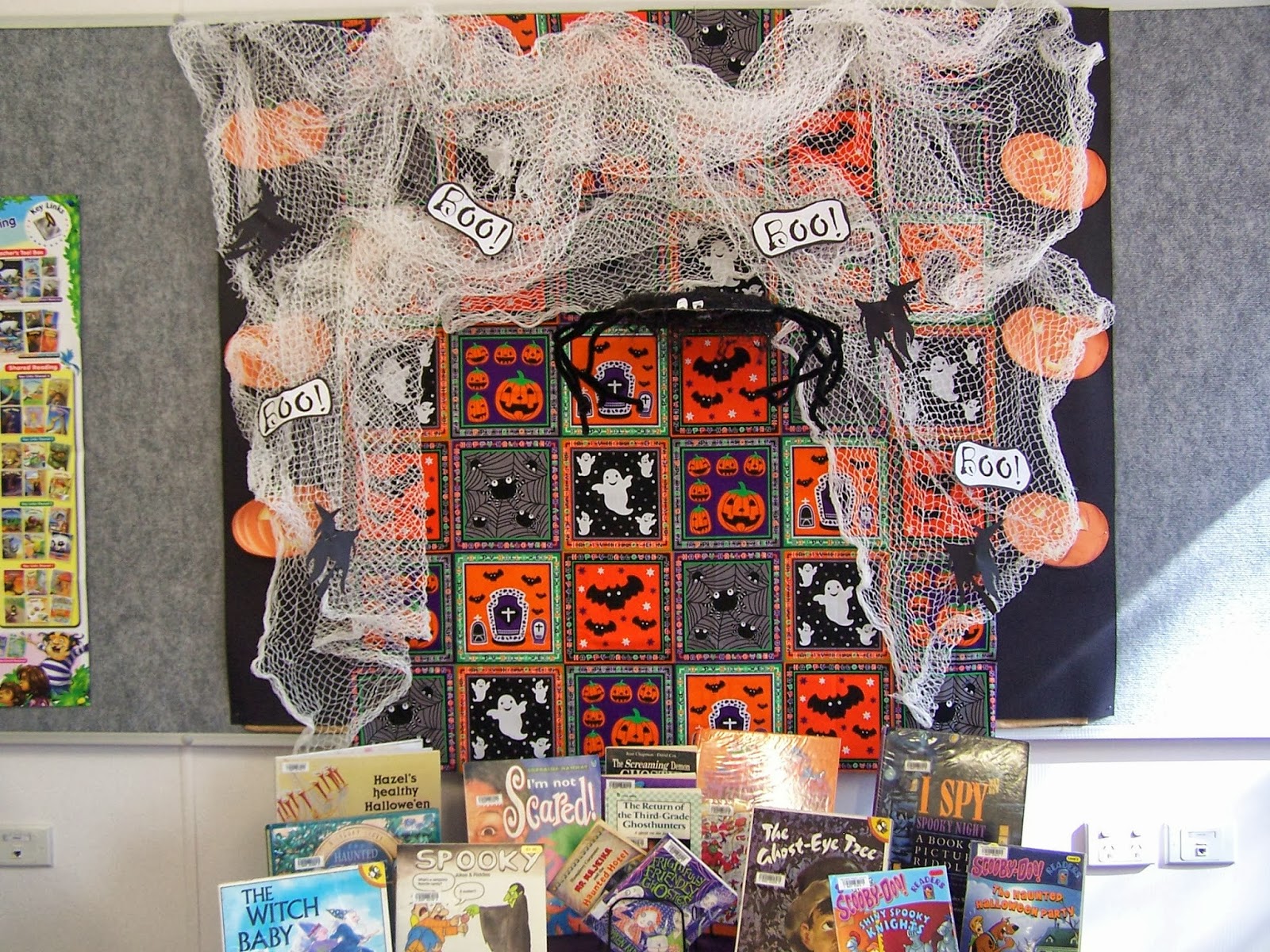 Library Displays: Halloween