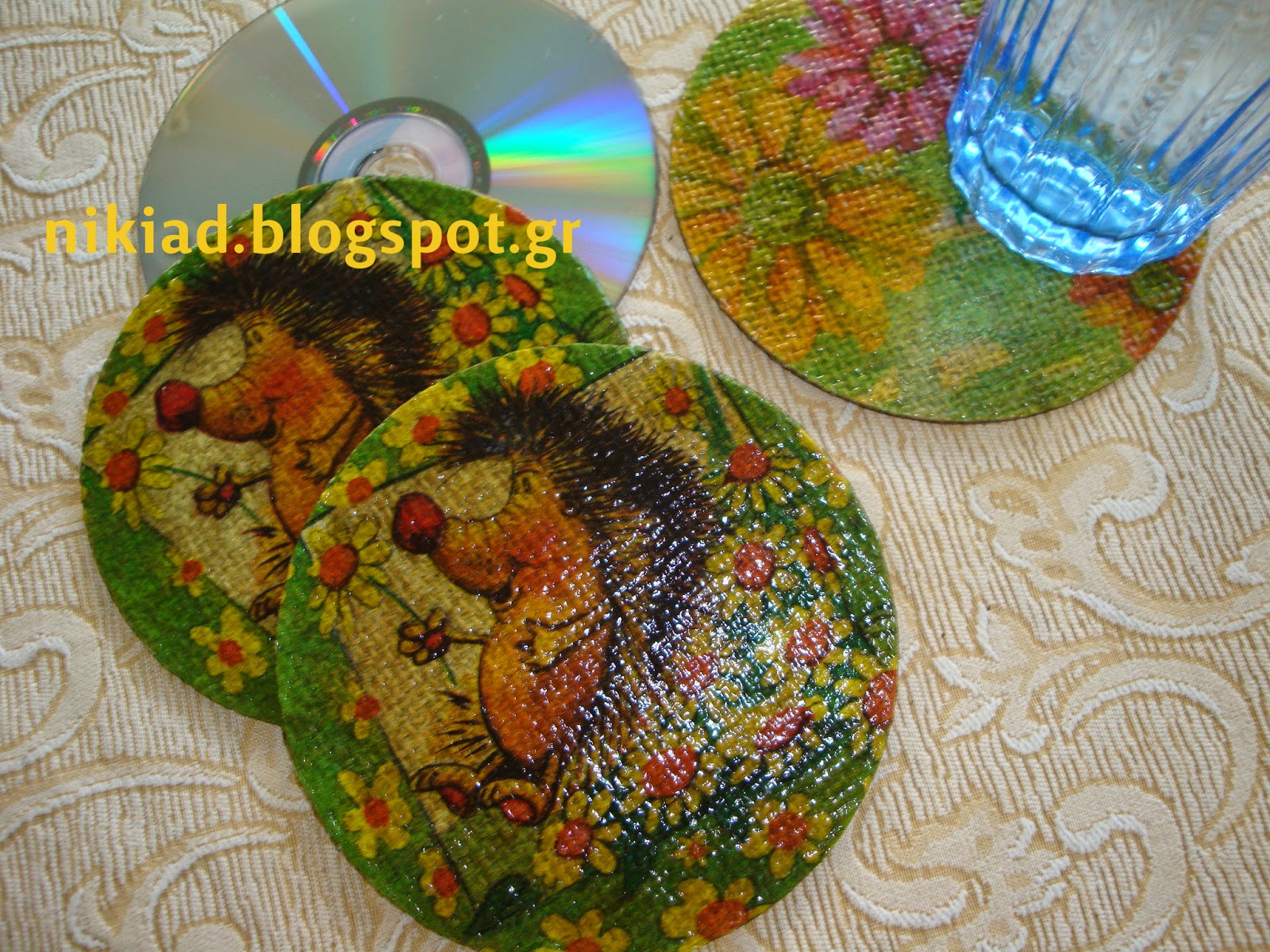 Χειροτεχνήματα: Κατασκευές με παλιά CDs / Crafts with old CDs