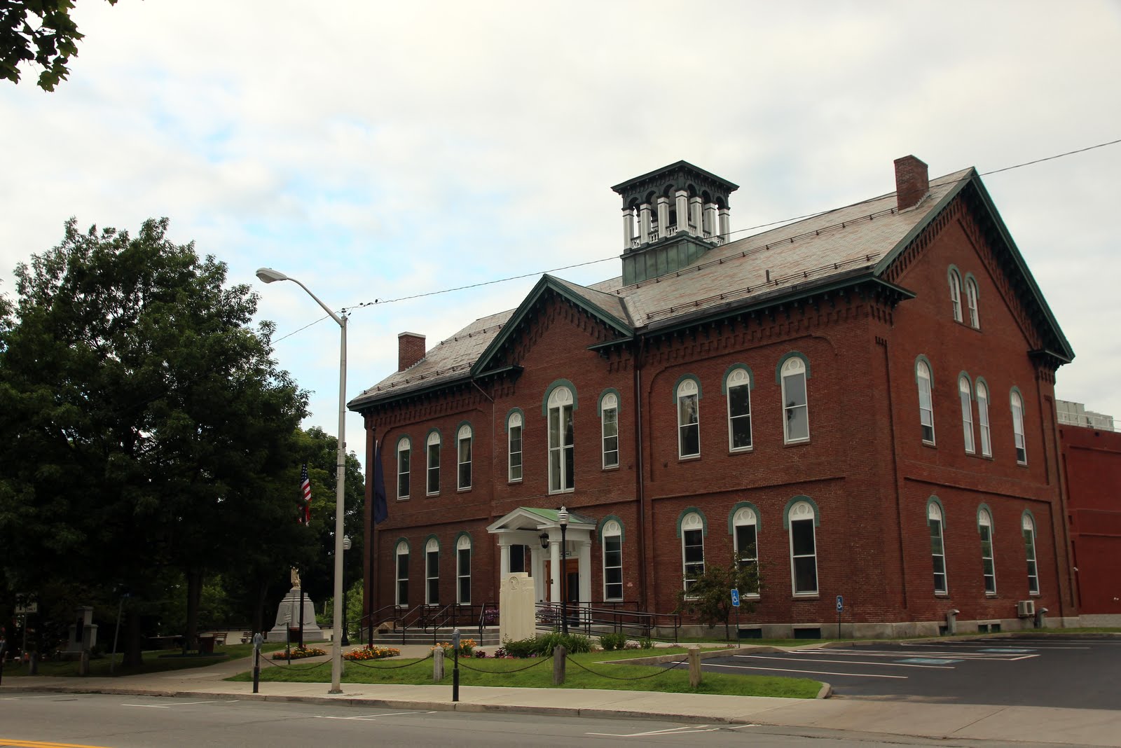 Moving Around with Glenn, Linda and the Girls: July 5, 2012 - St ...