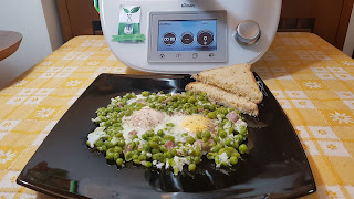 Video ricette bimby: Uova e piselli cotti a varoma bimby per TM5 e TM31