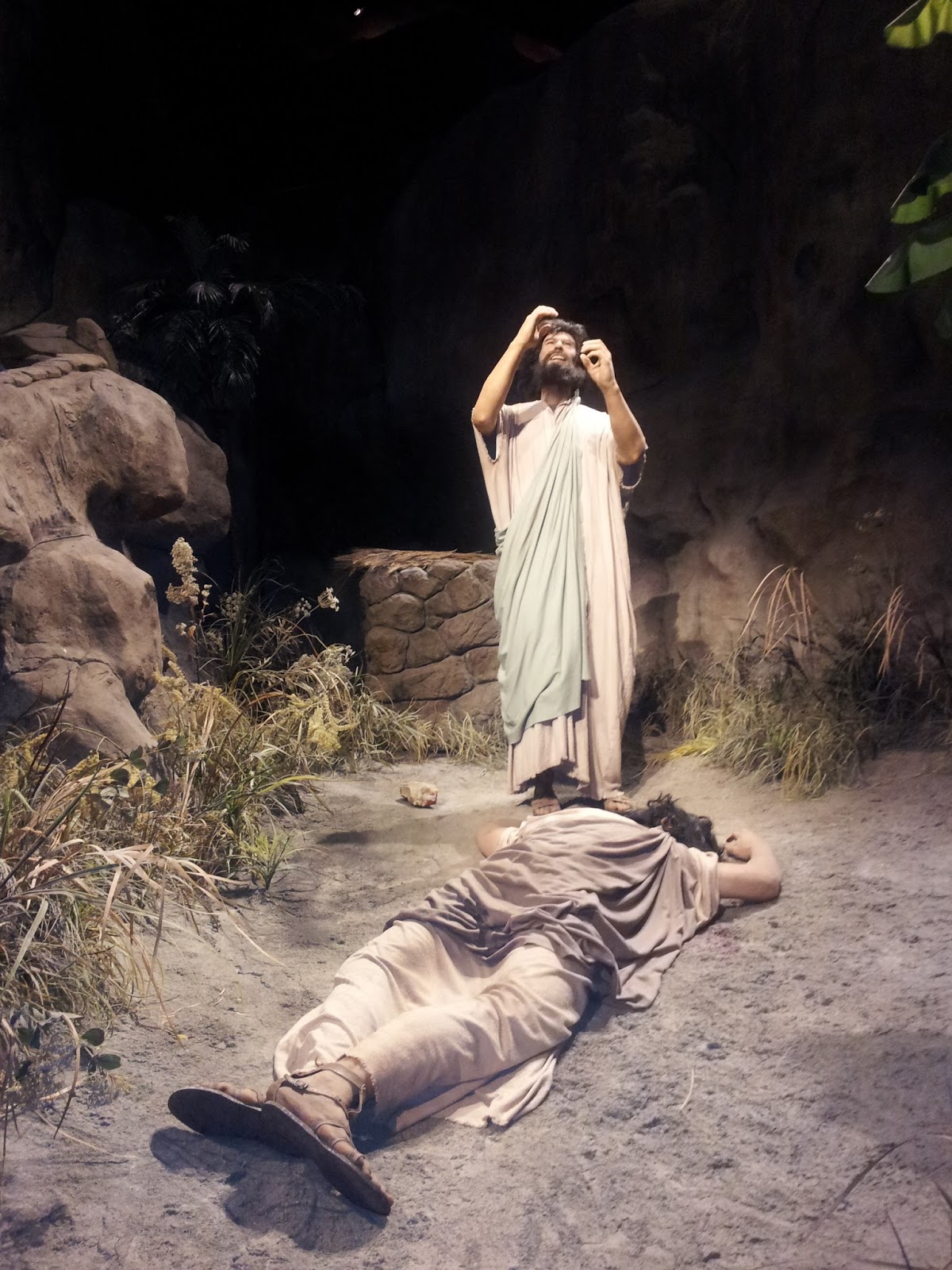 What's a normal family mean?: Creation Museum 2013