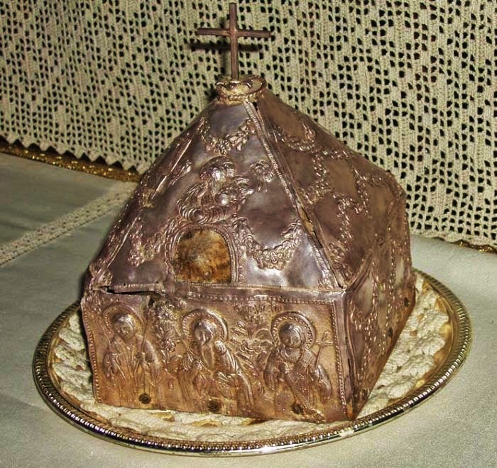 Greek Orthodox Religious Tourism: Η ΤΙΜΙΑ ΚΑΡΑ ΤΟΥ ΟΣΙΟΥ ΚΥΡΙΑΚΟΥ ΕΞ ...