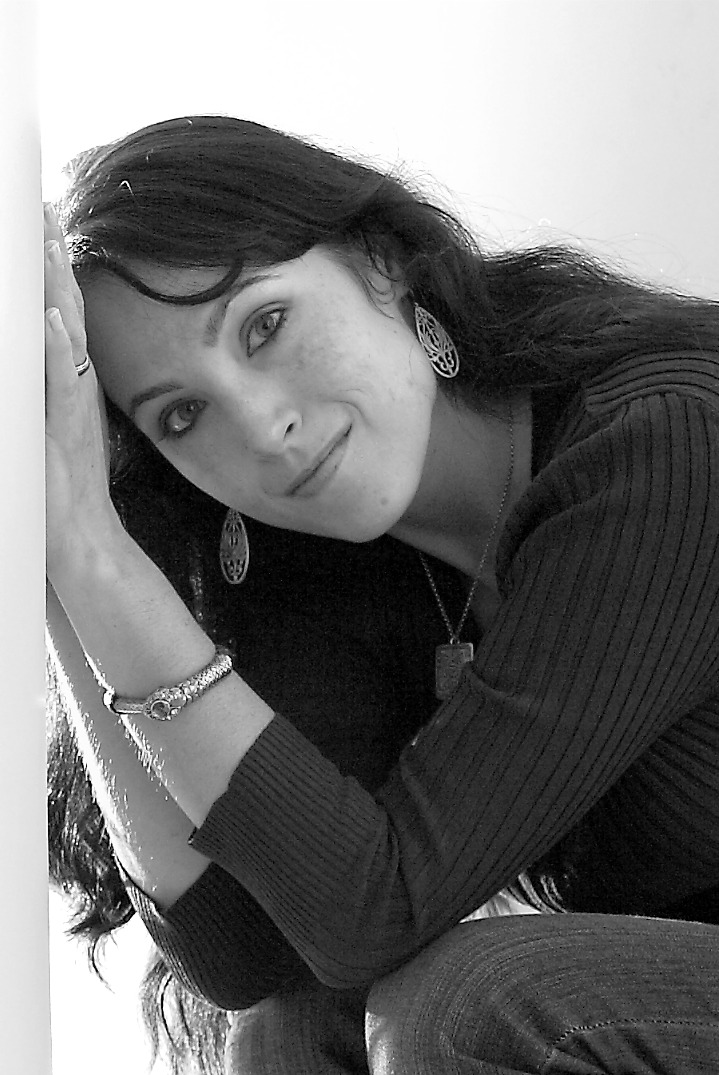 Fiction University: Guest Author Delilah S. Dawson: Better Bend Than ...