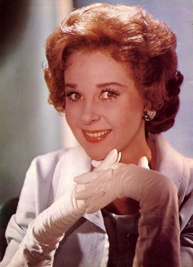 48 Glamorous Color Photos of Susan Hayward in the 1940s and 1950s ...