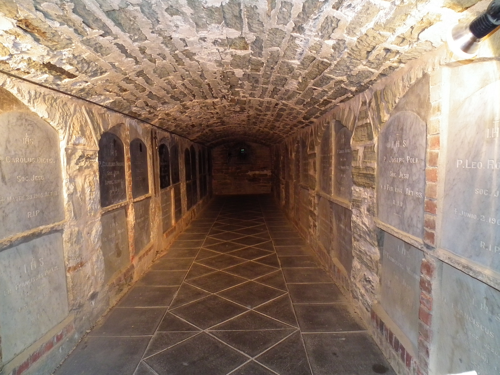 Meander to the Max: Seven Hills, St. Aloysius and the Madonna of the ...