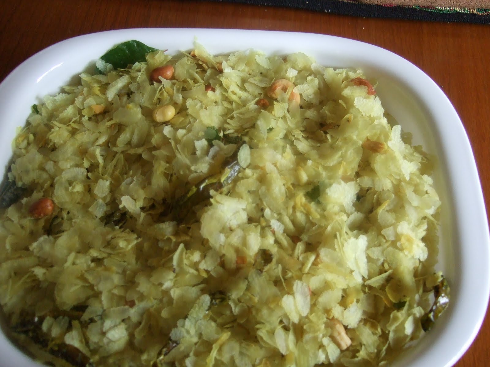 Geeta Baliga's Kitchen: Pova Chuvda