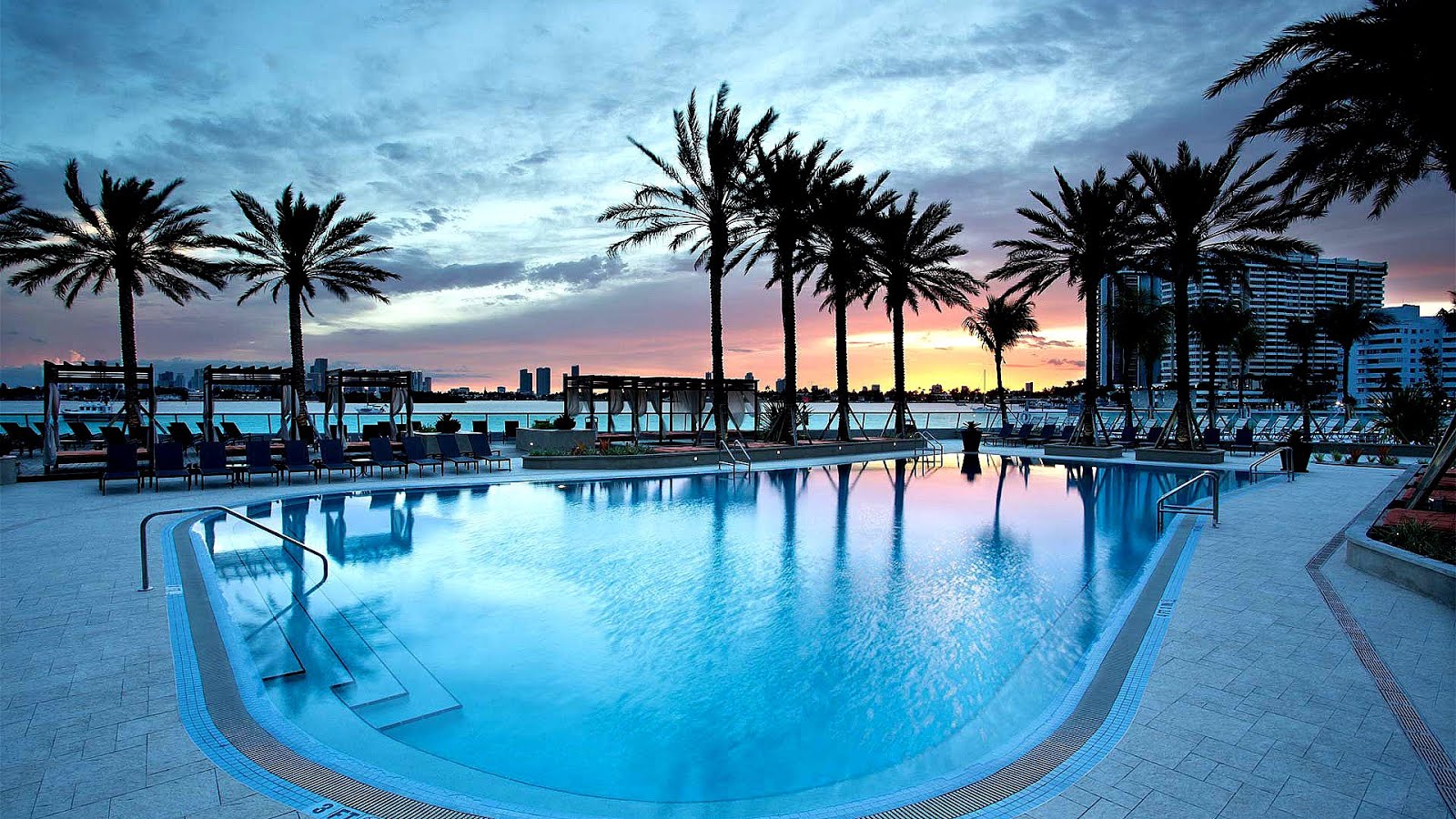 Miami Resorts South Beach - Trip to Resort