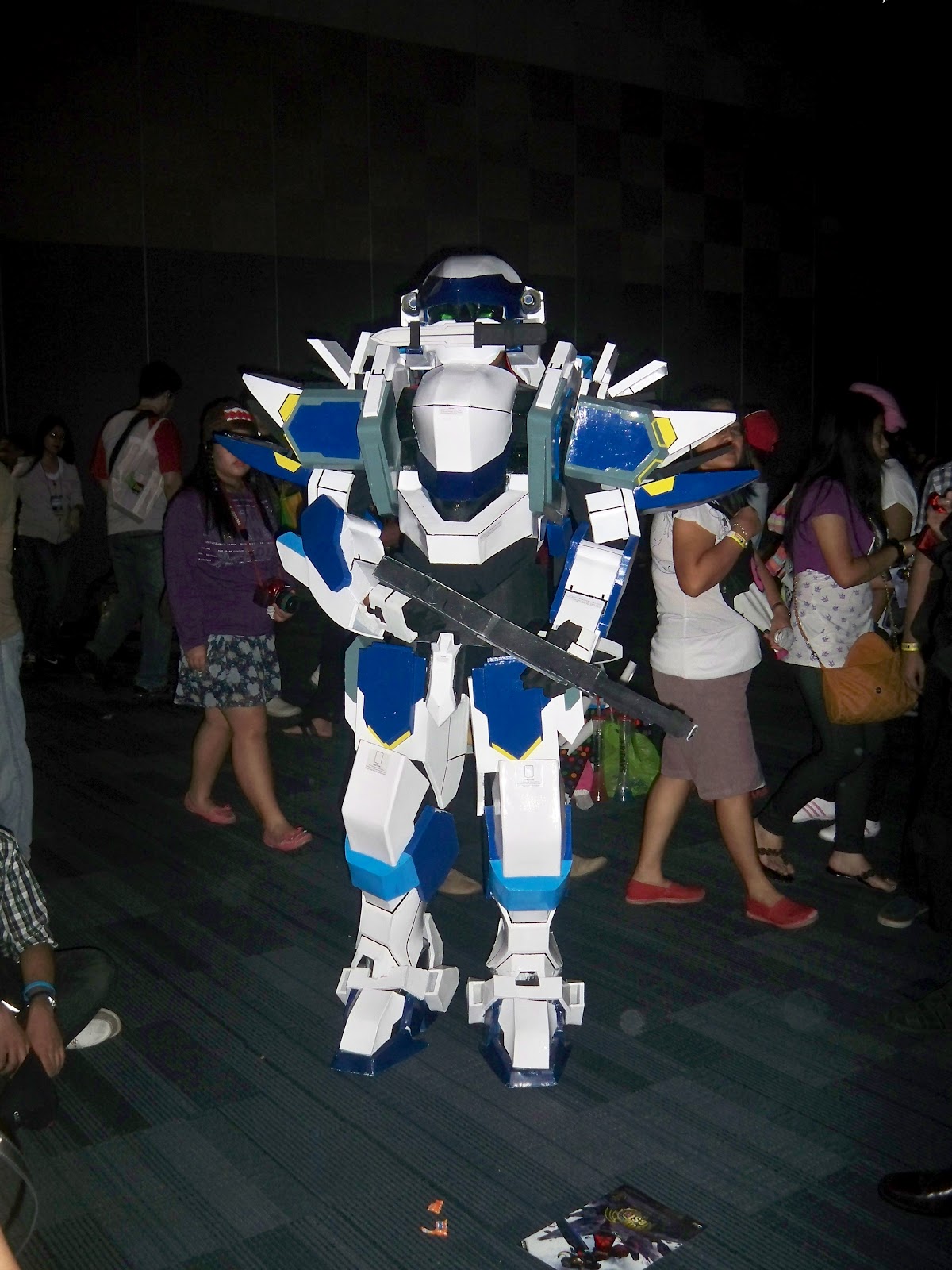 Build and Shoot: COSPLAY MANIA 2012: MECHA
