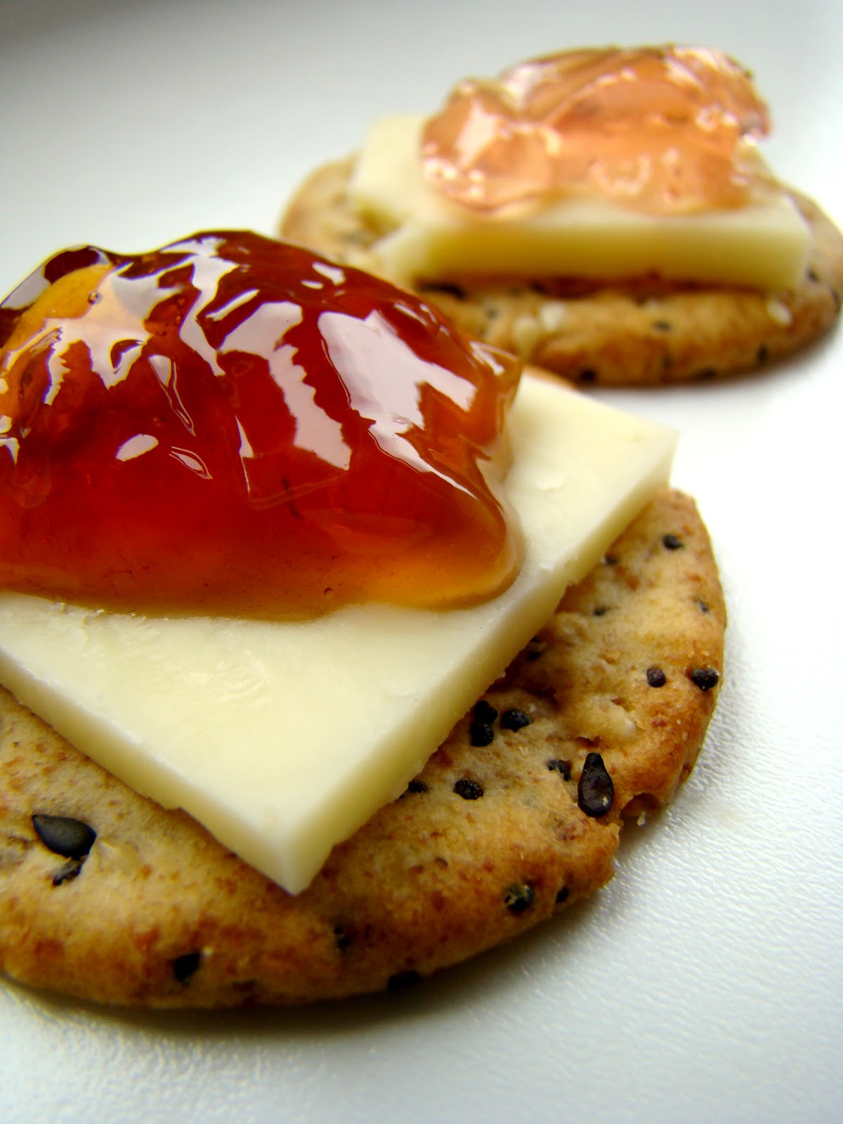 Apple jelly two ways