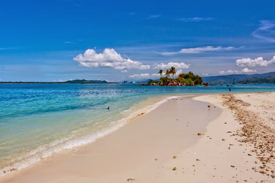 Pandan Coast of Sibolga, Sumatra Utara | Tourist Attractions In Indonesia