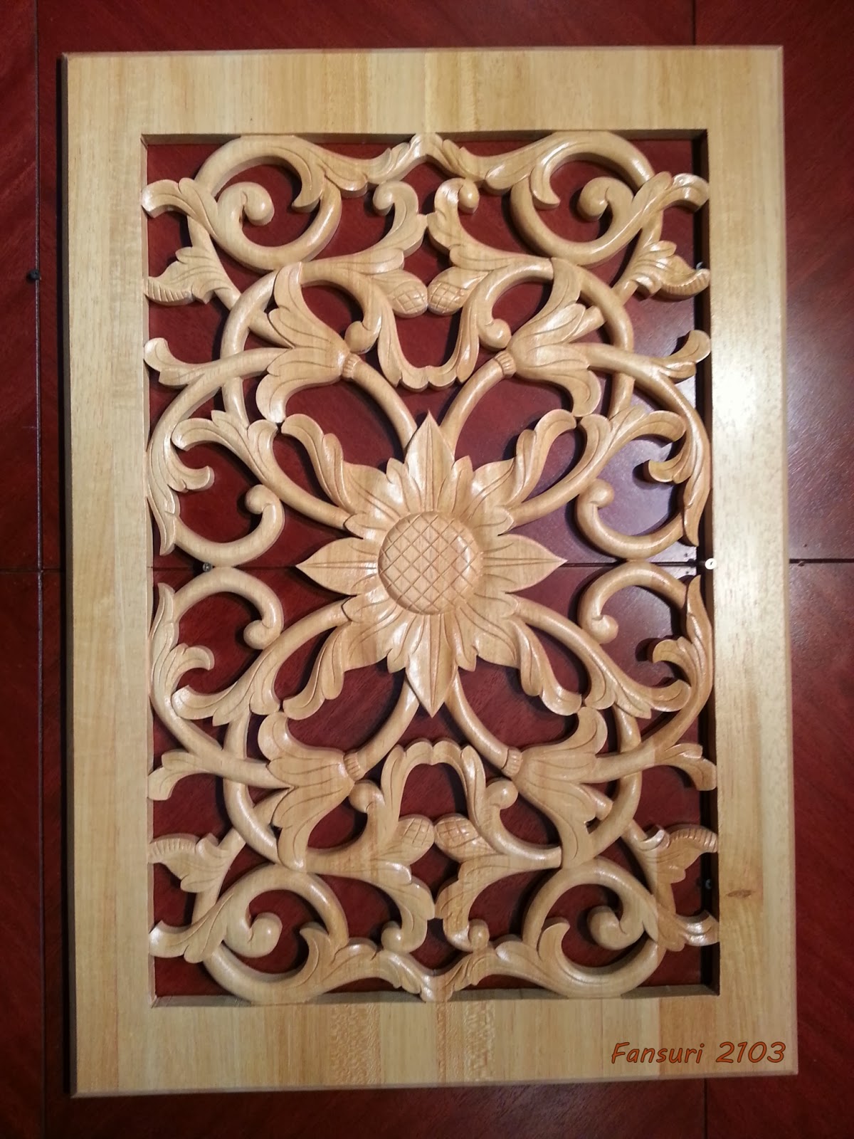 ! SukMa BiNtArA "Kasut dan Stokin"!: UKIRAN KAYU MELAYU