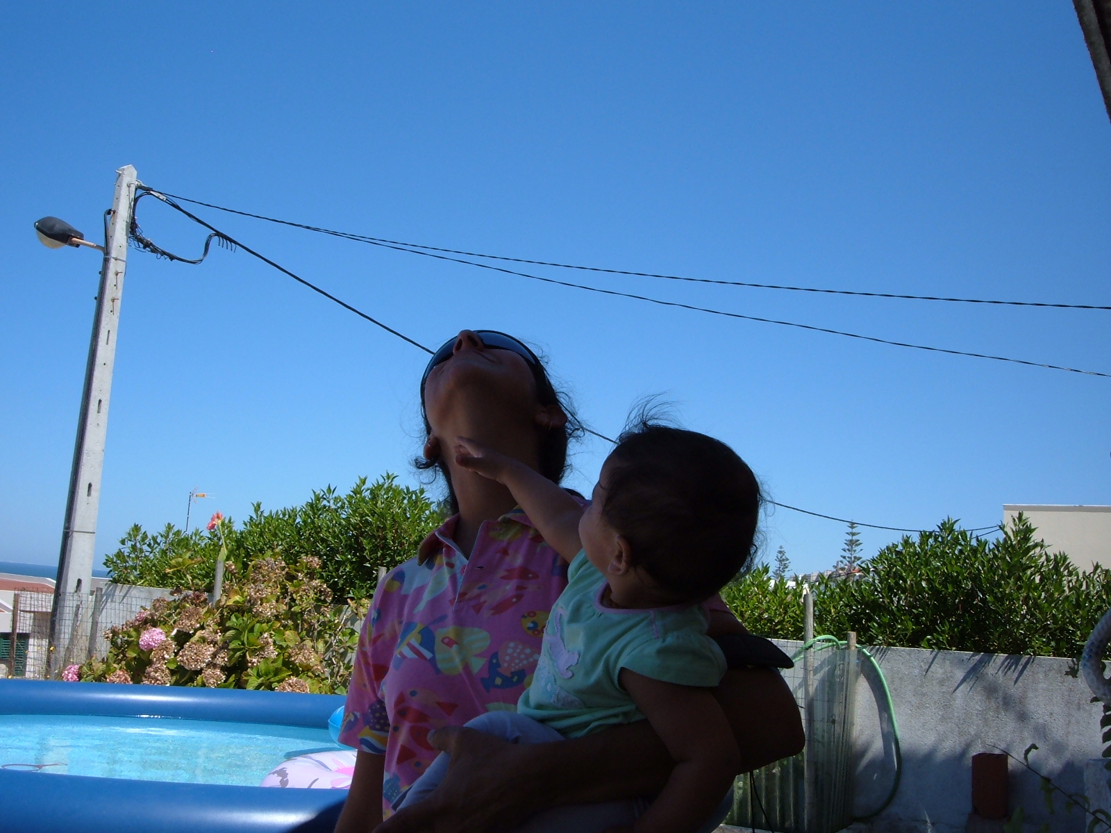 Um dia magnífico em Santa Cruz, em casa da Magda & Michael | Cova do Urso