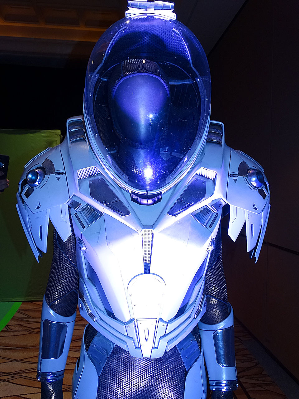 Star Trek Prop Costume And Auction Authority Star Trek Discovery