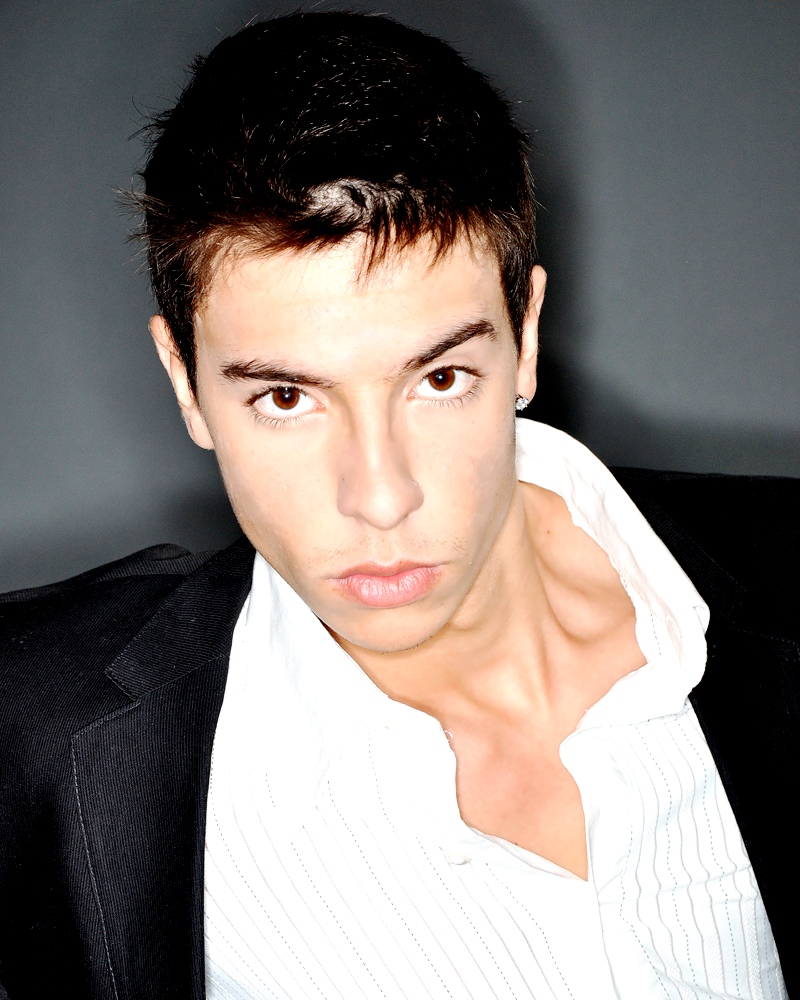 Artisti Modelle Modelli Italia: PROMOZIONE CATALOGO ALESSIO SUNDAS MODELS