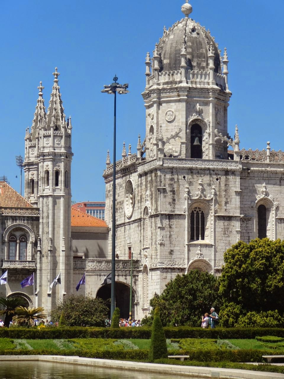 Scrumpdillyicious: Belém & Lisbon's Golden Age of Discovery