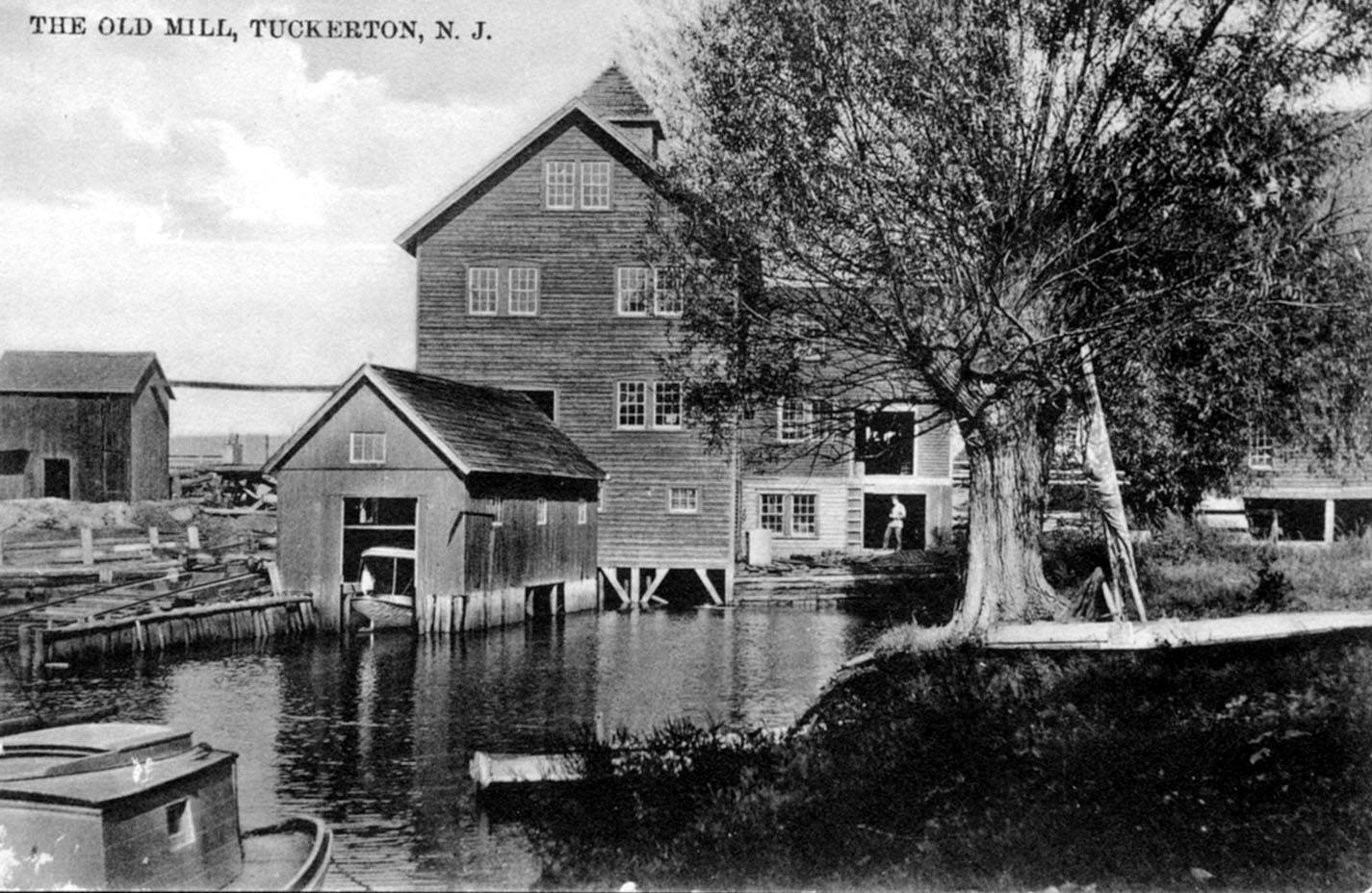 BASS RIVER TOWNSHIP, N.J. HISTORY . . . etc.: Old Tuckerton Water Tower ...
