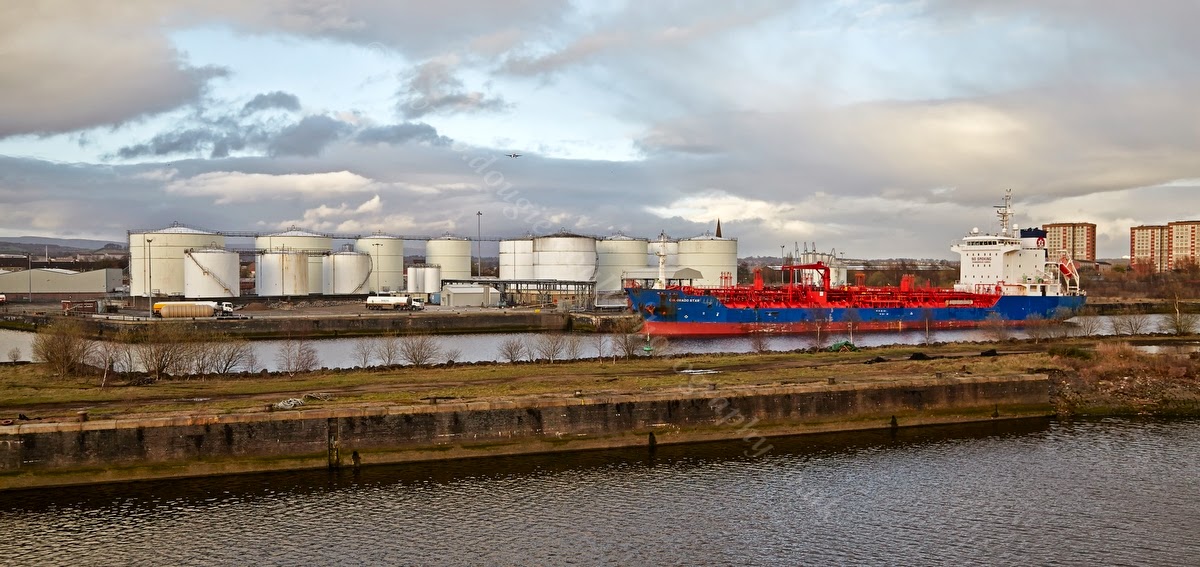 Dougie Coull Photography: Clyde River Pilots at Work