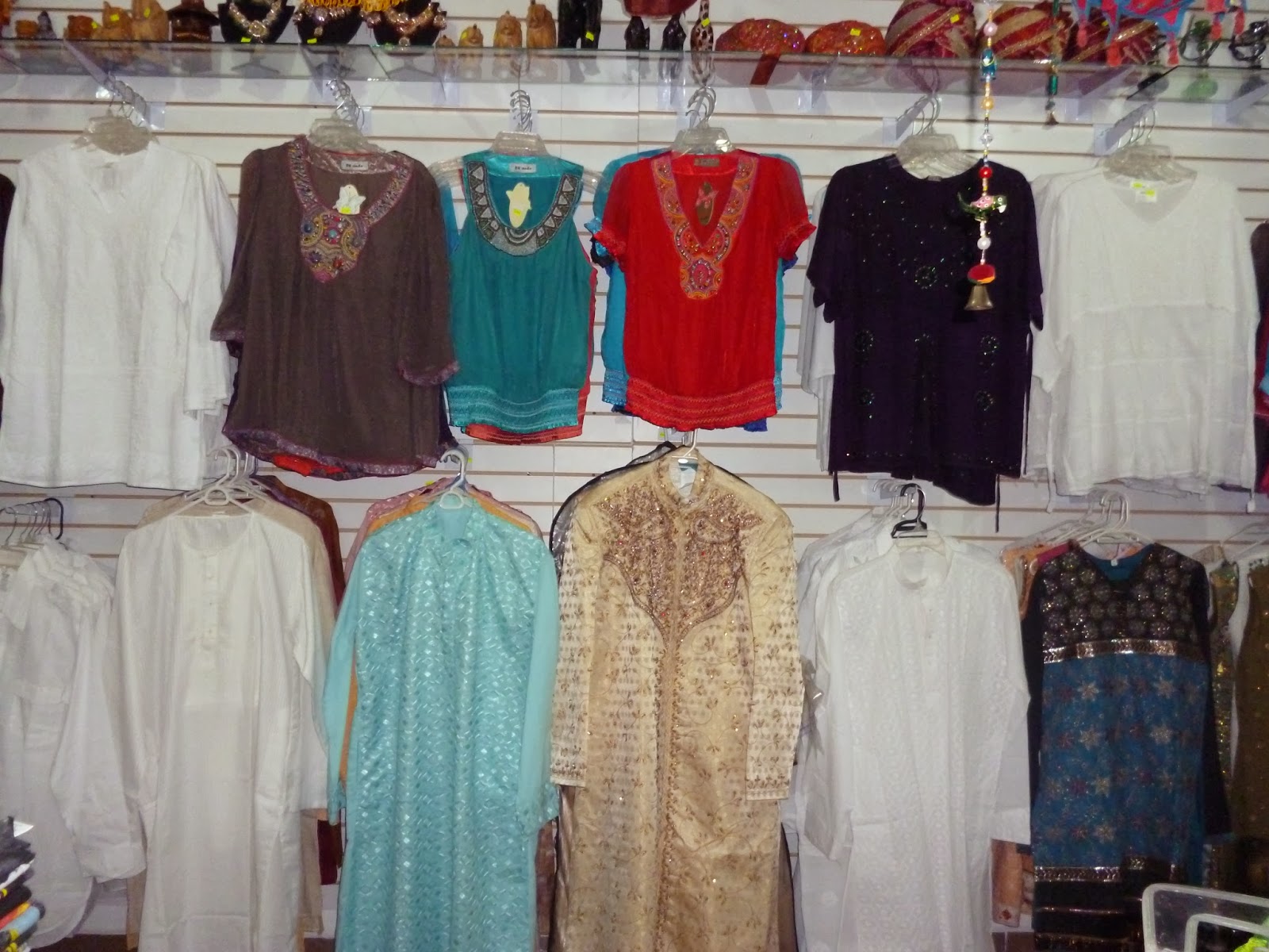 Ropa De La India: BAZAR INDIA,MAGIC INDIA,ROPA HINDU