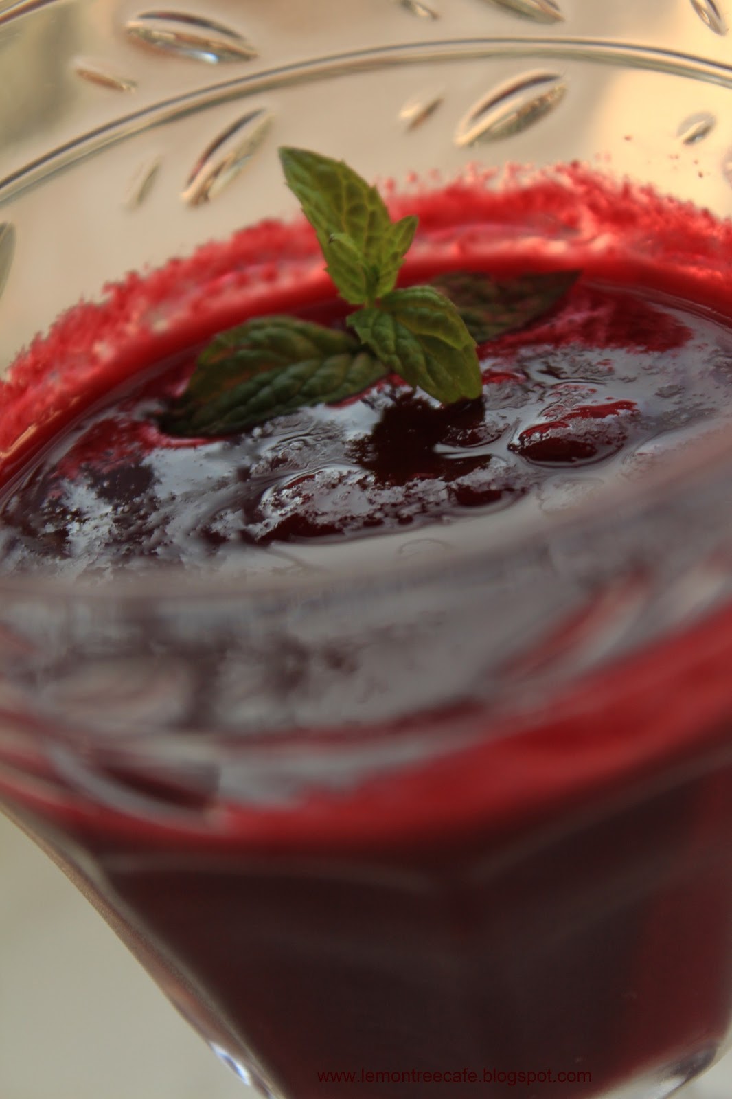 a lemon tree cafe: sos wiśniowy – cherry coulis