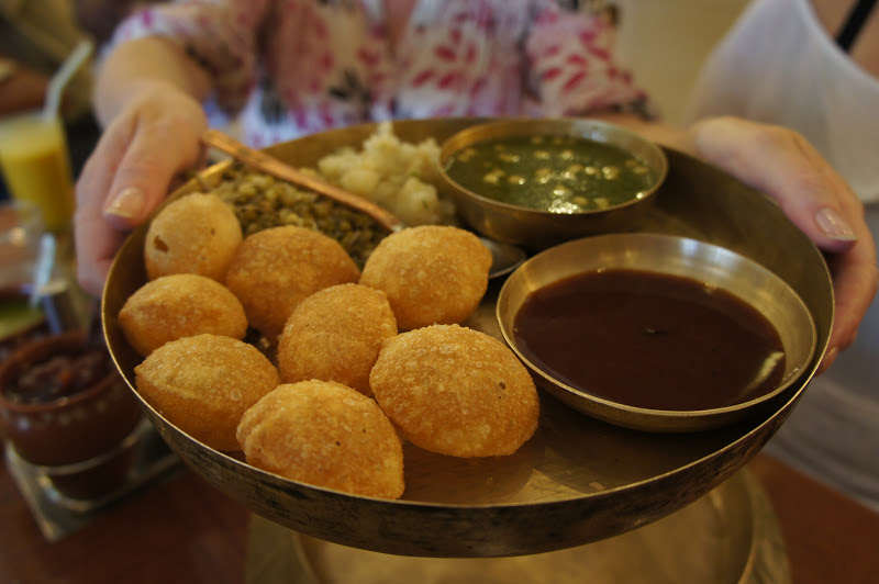 BombayJules: SOAM : A beginner's guide to Pani Puri