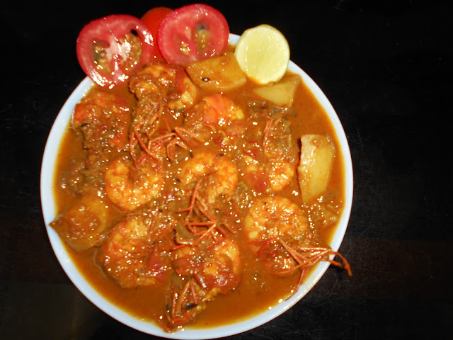 Paramita's Kitchen: Chingri Macher Kalia / Spicy Prawn Fish Curry