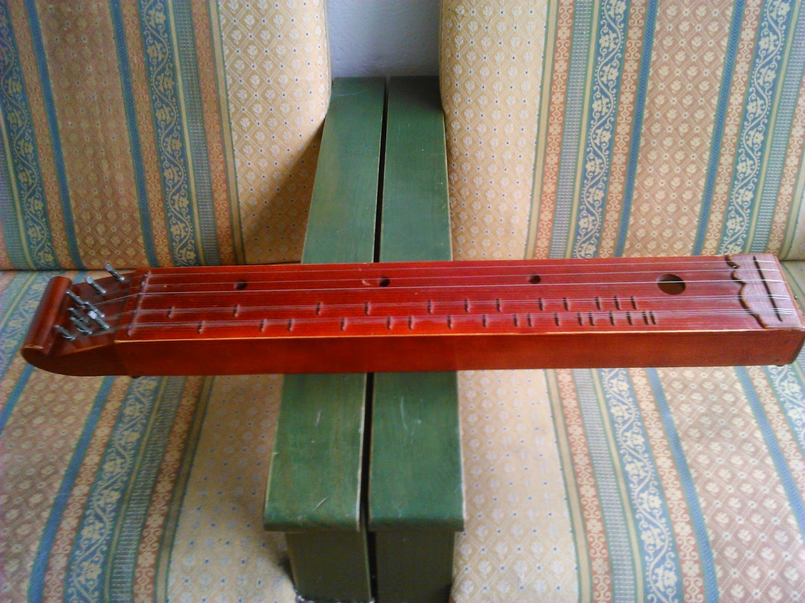 INSTRUMUNDO Instrumentos Musicales: Citera, Cetera