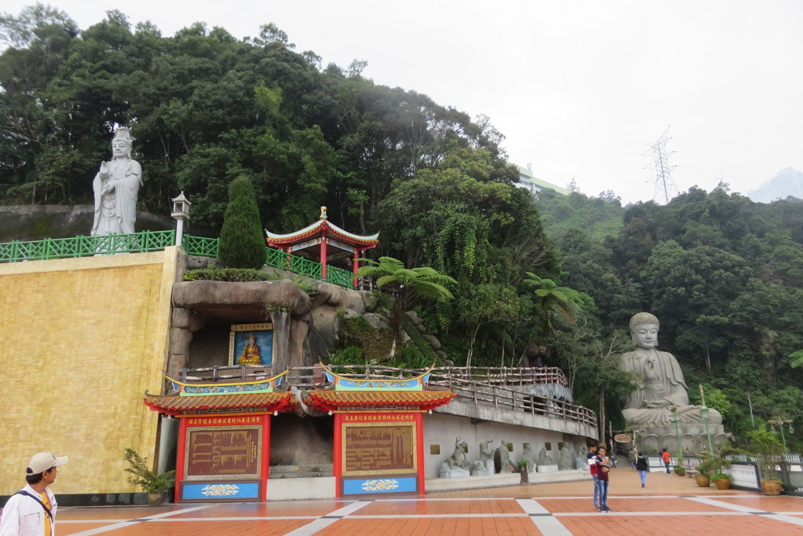Kee Hua Chee Live!: CHIN SWEE TEMPLE AT RESORTS WORLD GENTING IS A ...