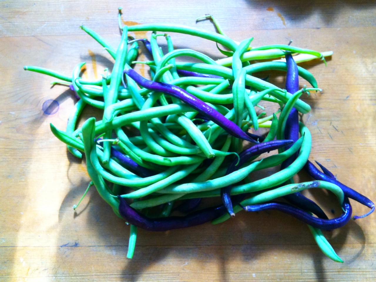 Hugh Cooks Food: WHATCHA GOT IN YOUR BOX? July 14th