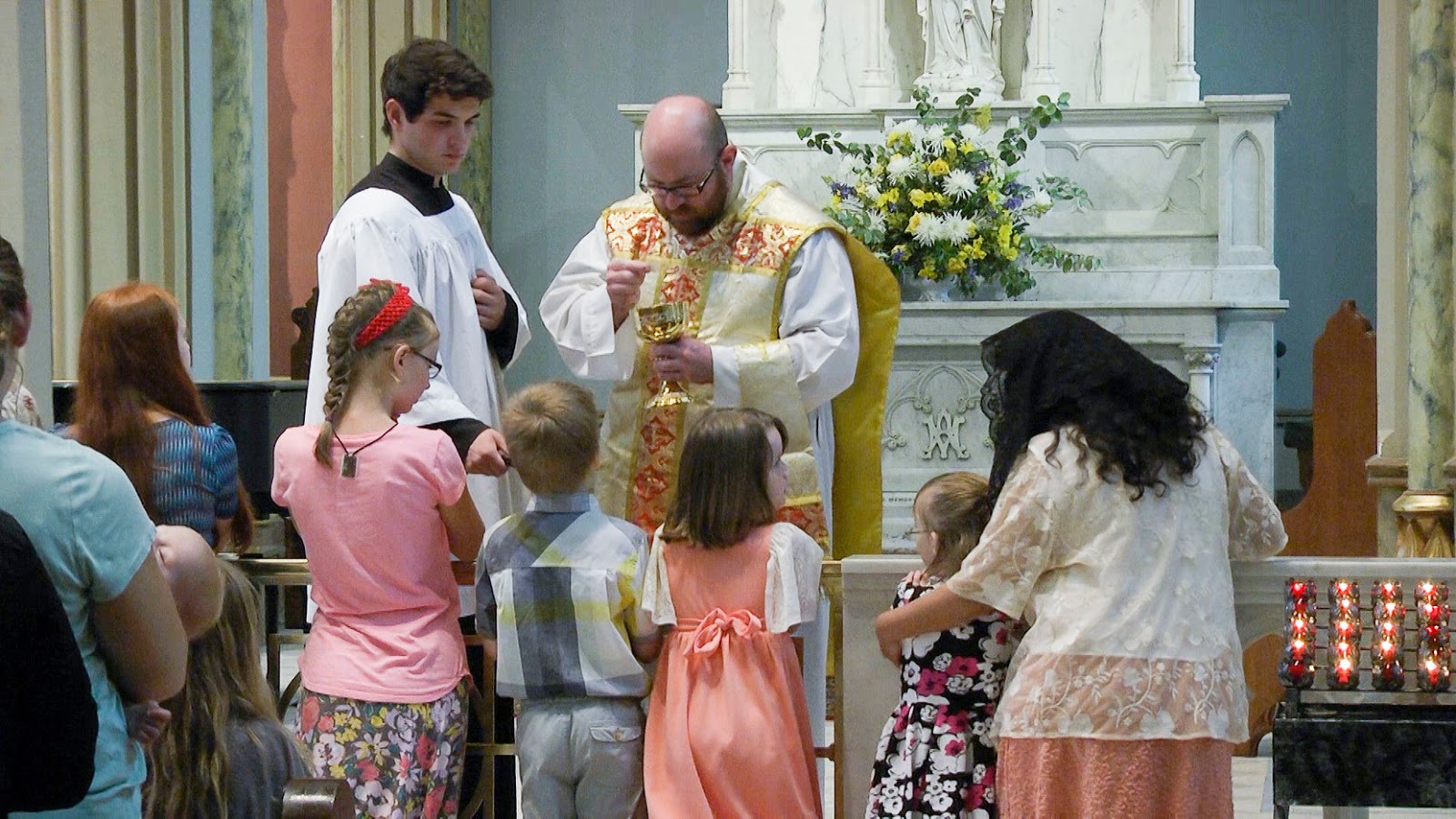 southern orders: STANDING OR KNEELING FOR HOLY COMMUNION, ON THE HAND ...