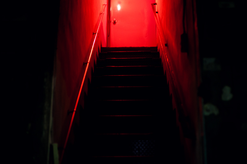 Choose Your Magic Travel: Red Light District