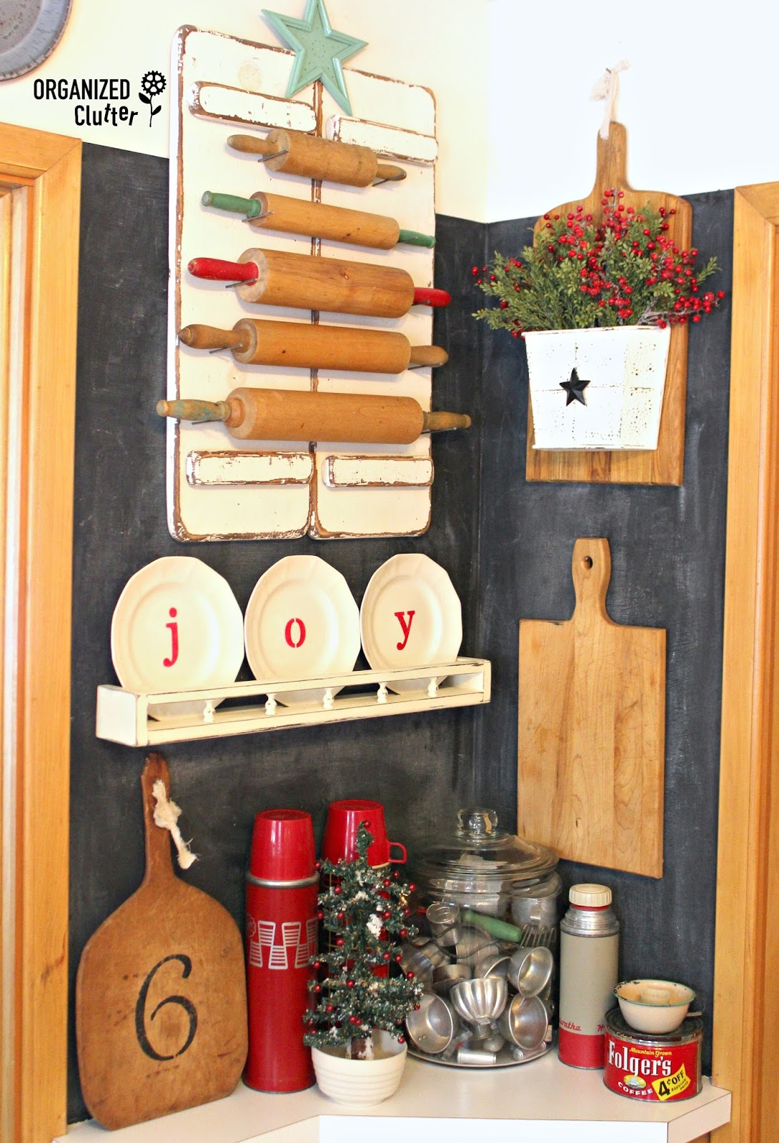 Vintage & Farmhouse Christmas Kitchen Displays - Organized Clutter