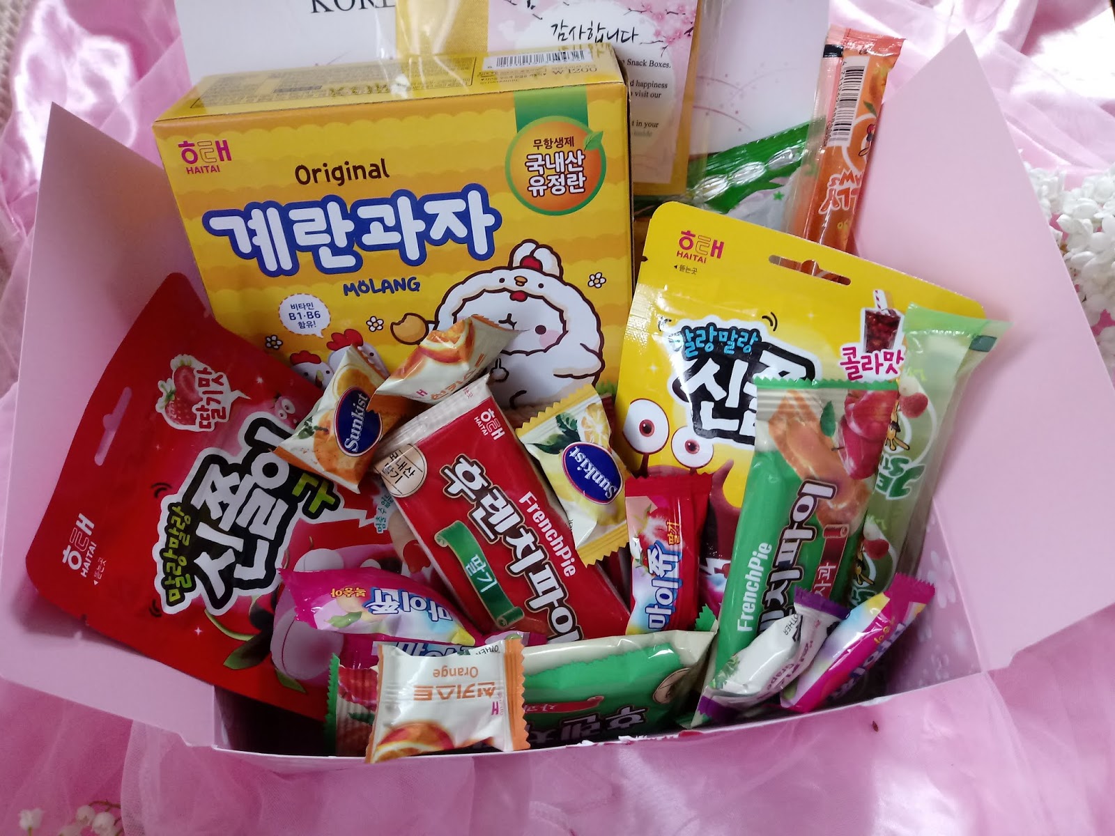 Do you like snacks? Because I do, I love them!