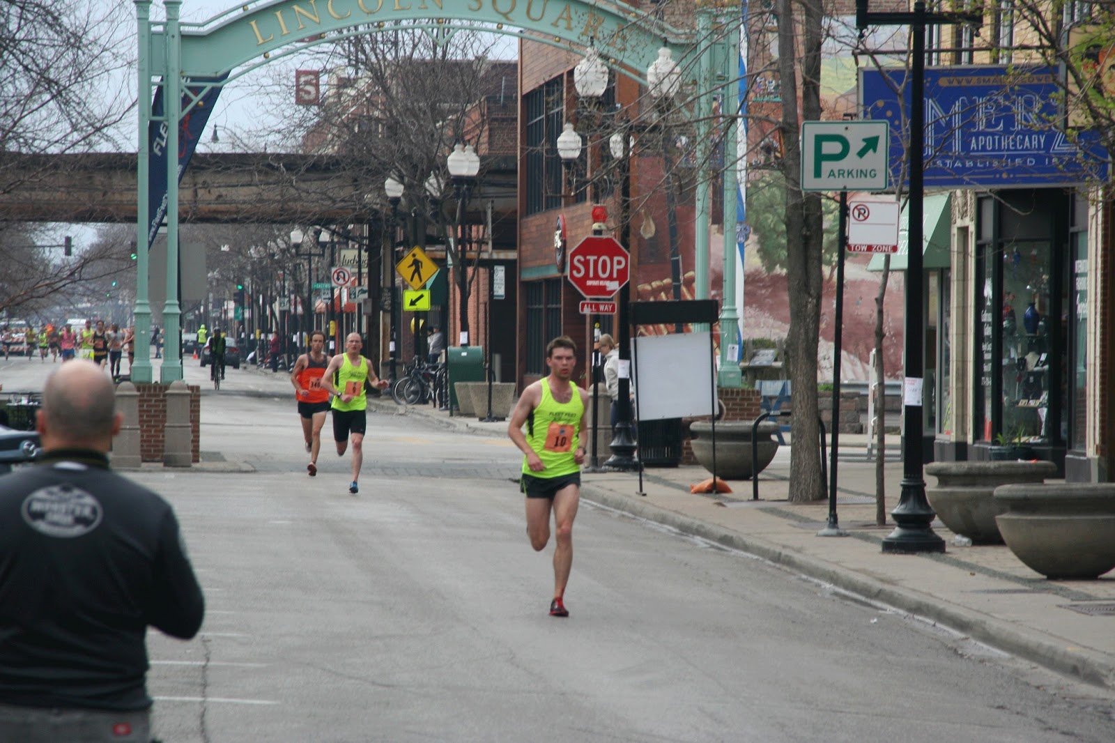 The Lakefront Trail: Spectating Running Bloggers at the Ravenswood Run 5k