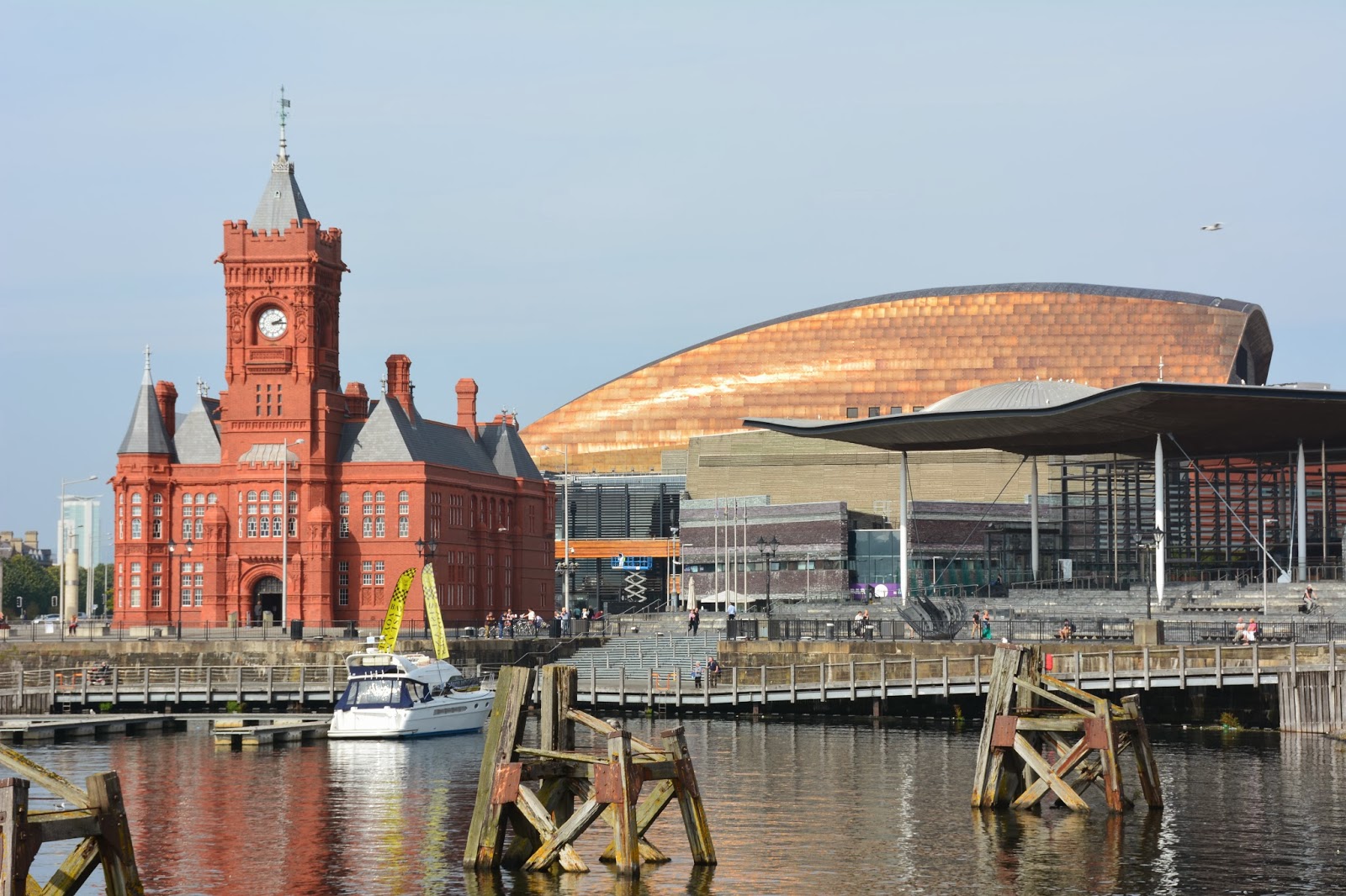 The very ordinary diary of some liveaboards: A regenerated Cardiff ...