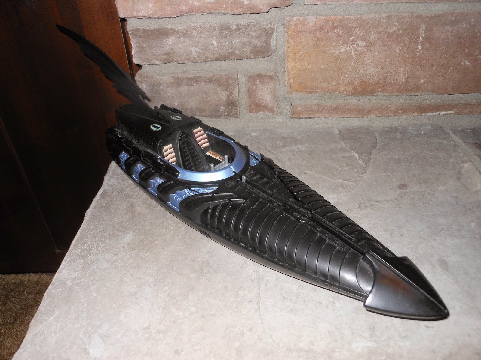 Emperor Dinobot's giant Batman figure database and review site!: Batboat