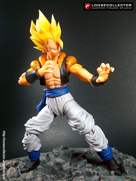 Loosecollector Custom Figures Archive: Gogeta SSJ2