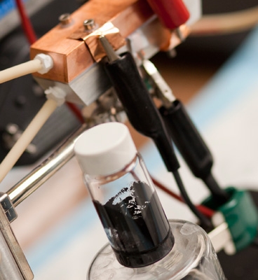 MIT has new semi-solid flow batteries that have ten times the energy ...