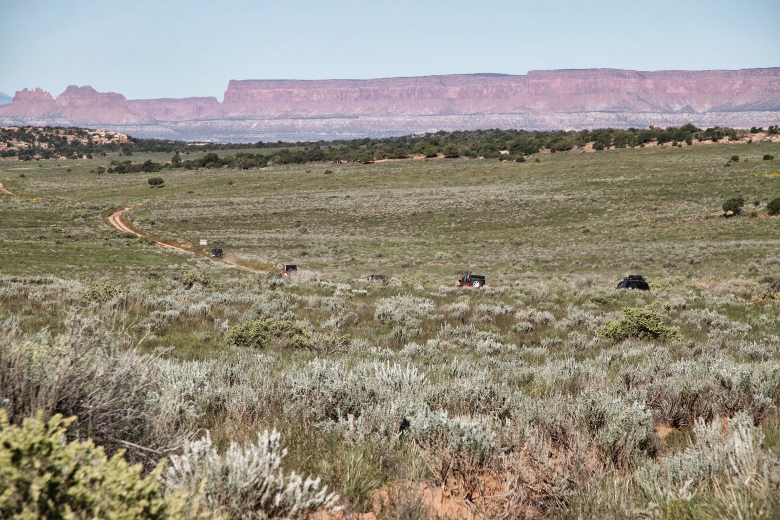 HappyTrails4wd.com: Beef Basin, S.E. Utah