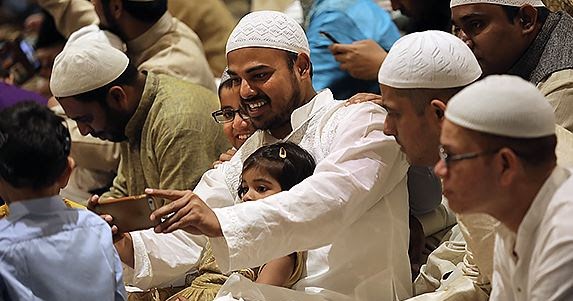 Events and Festivals Celebrated By Muslims: Festivals Celebrated by ...