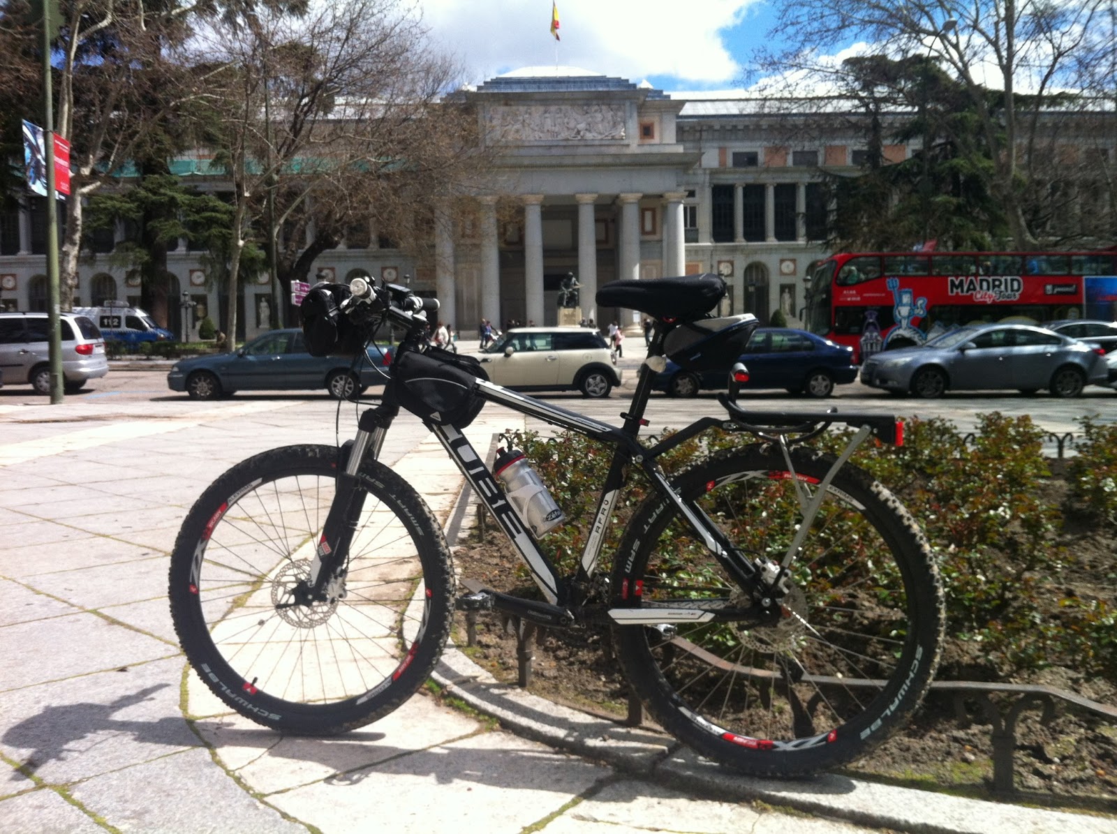 MIS RUTAS Y VIAJES EN BICICLETA MTB: RUTA ALCORCÓN - MADRID CENTRO